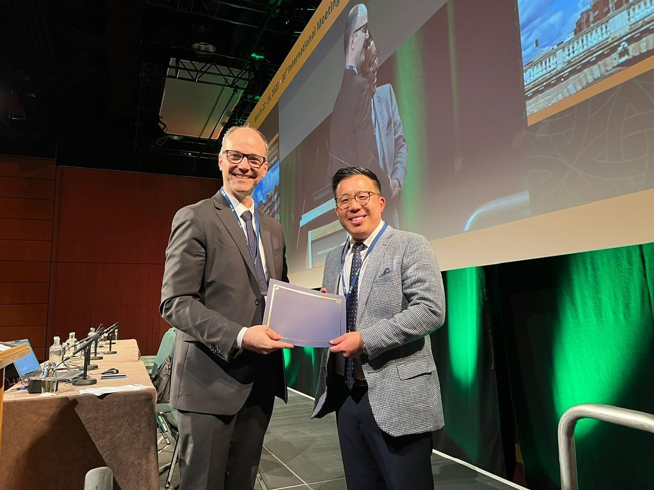 Dr. Andrew Chan Wins Best Clinical Research Paper at 2023 International ...