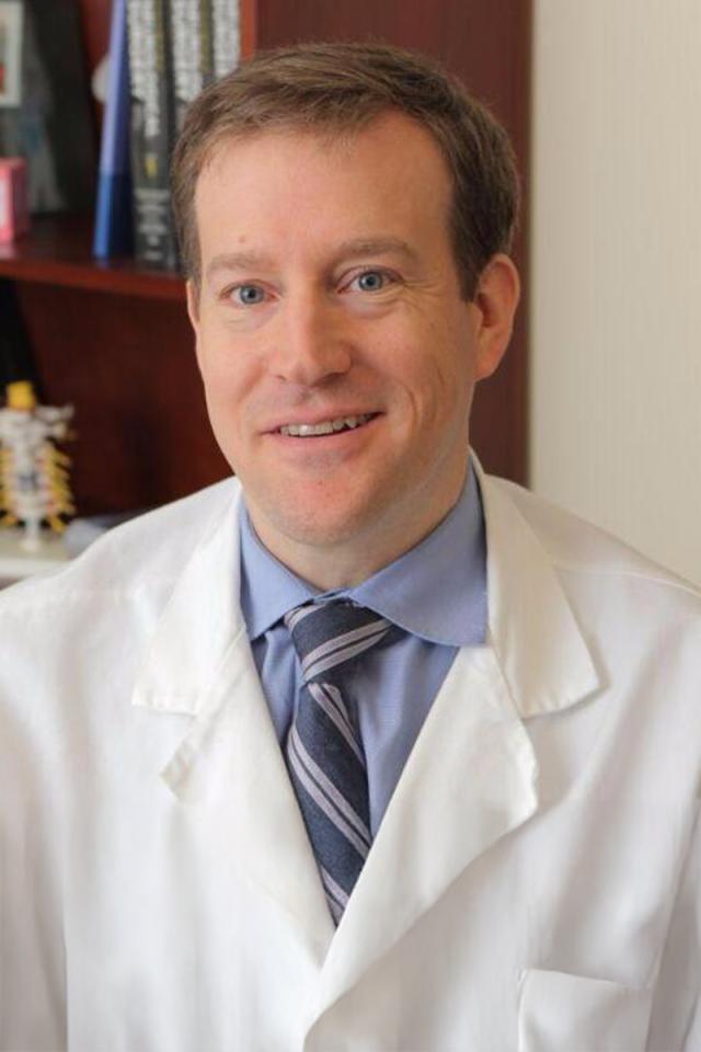 Christopher E. Mandigo, MD | Columbia Neurosurgery in New York City